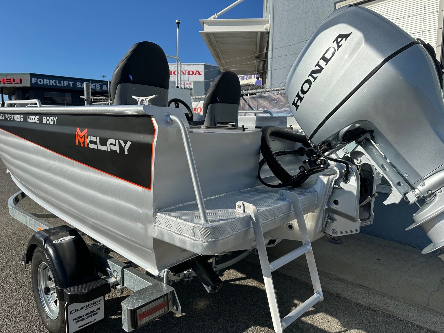 Mclay 531 Fortress Wide Body Side Console – Searano Marine | Boat ...