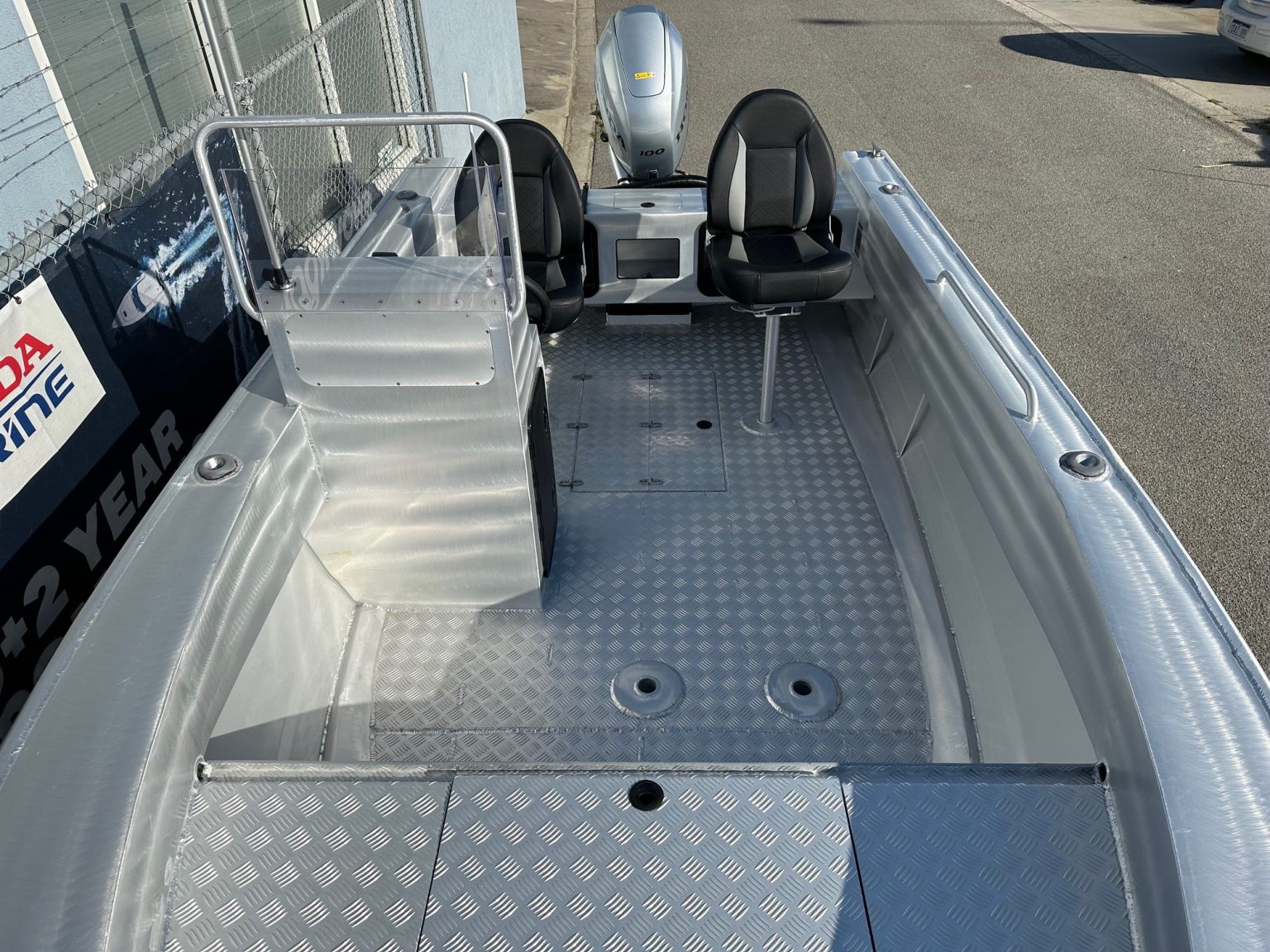 Mclay 531 Fortress Wide Body Side Console | Searano Marine | Boat ...