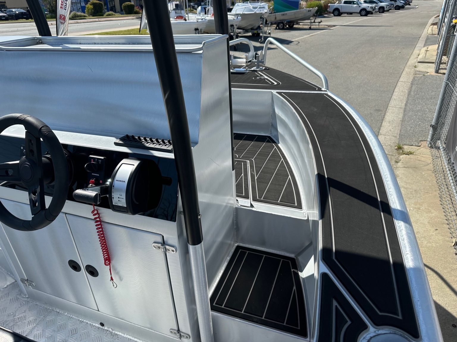 Mclay 601 Fortress Centre Console | Searano Marine | Boat & Boating ...